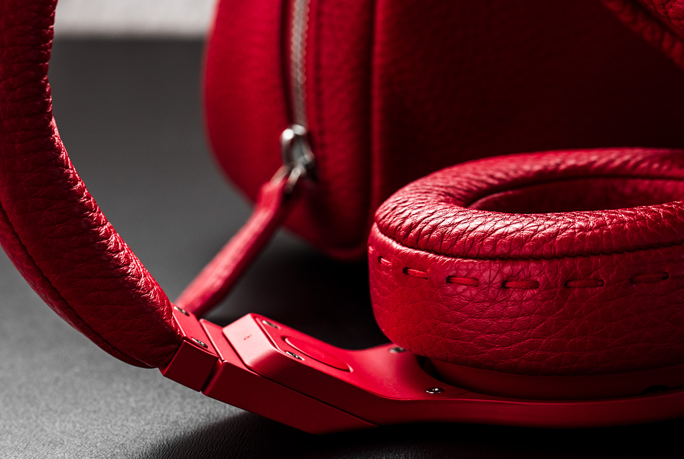 Beats Collaborations - Special Edition Headphones & Speakers - Beats by Dre